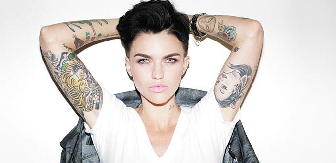 Ruby Rose quiere con Rebel Wilson