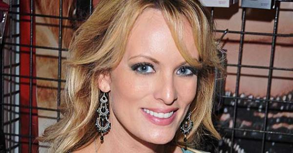 Stormy contará su historia con Trump