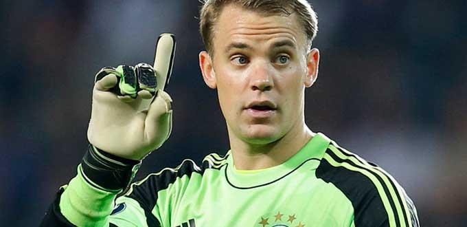 Manuel Neuer vuelve a entrenar tras su fractura en el pie Manuel Neuer vuelve a entrenar tras su fractura en el pie