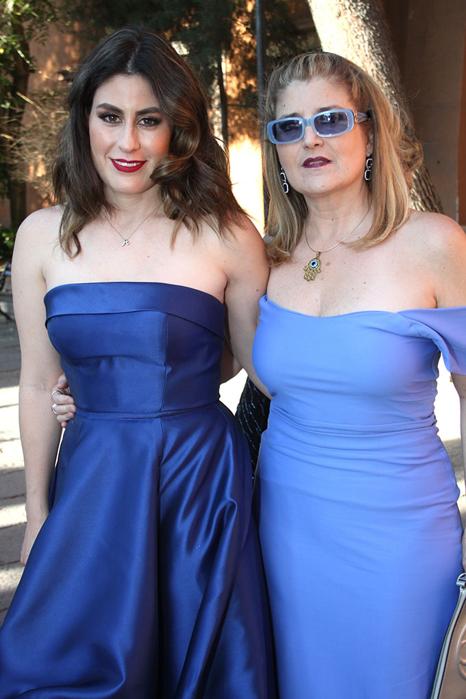 Araceli Palau Foyo y Adrián Muñiz Rodríguez celebran felices sus esponsales