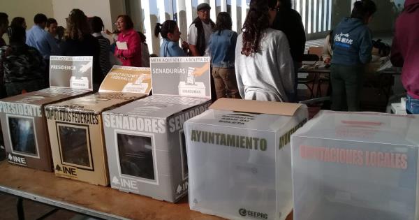 Casi mil potosinos, tomados de las filas para fungir como funcionarios ...