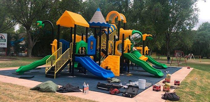 El Tangamanga I estrena juego de plástico de 14 Mts.