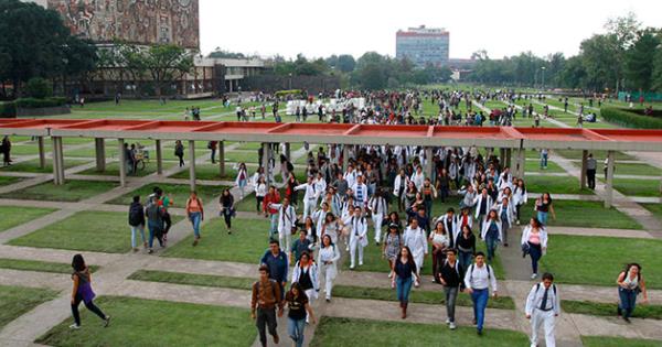 Se declaran en paro 34 planteles de la UNAM