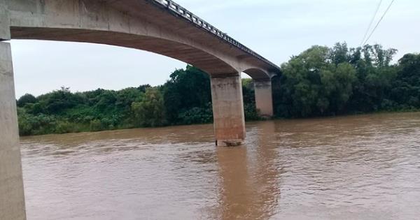 Aumenta nivel del río Tampaón