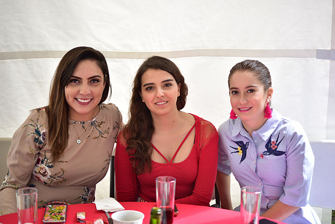 Daniela Nava Báez recibe agradable despedida (FOTOGALERÍA)