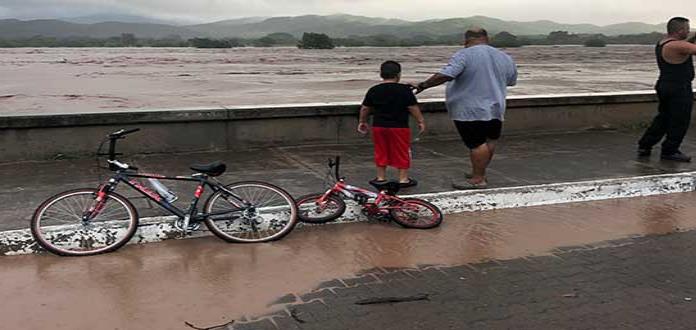 Estado de emergencia por desbordamiento del río Baluarte en Sinaloa