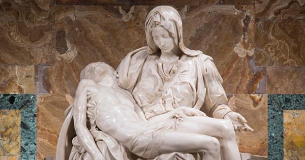 La Piedad, estrena iluminación