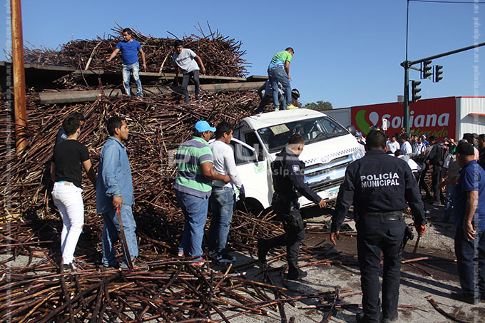 Camión Sin Frenos Ocasiona Tragedia Familiar Fotogalería