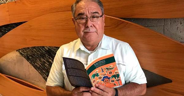 Esteban Ríos: “Escribir es una forma de resistencia al olvido”