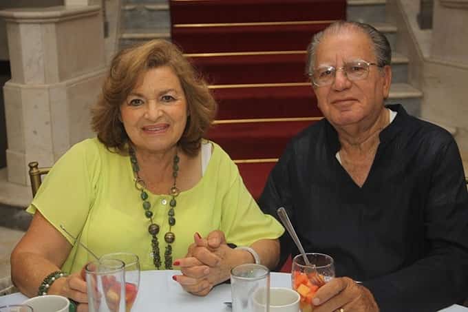 Jesús Ricardo Meade Robles recibe el bautismo