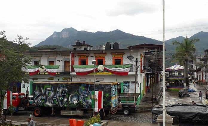 Fiestas patrias en Xilitla, atractivo para los turistas