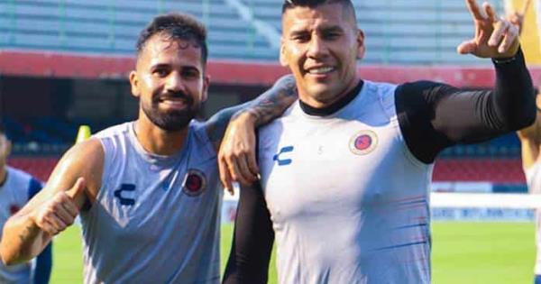 Salcido acude a su último entrenamiento como futbolista profesional