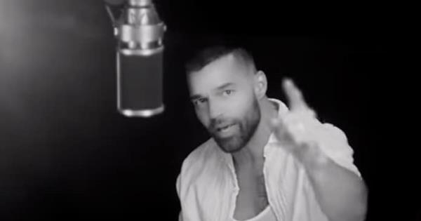 VIDEO| Ricky Martin presenta el vídeo de Recuerdo con Carla Morrison