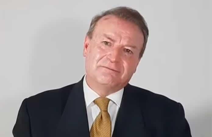 Ingeniero foxista y exdirectivo de FEMSA, ¿quién es el líder de FRENAAA?