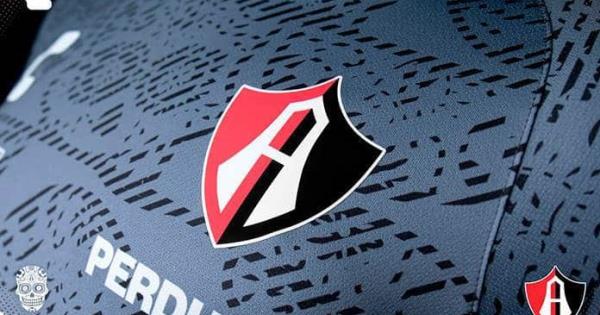 Atlas presenta nueva playera