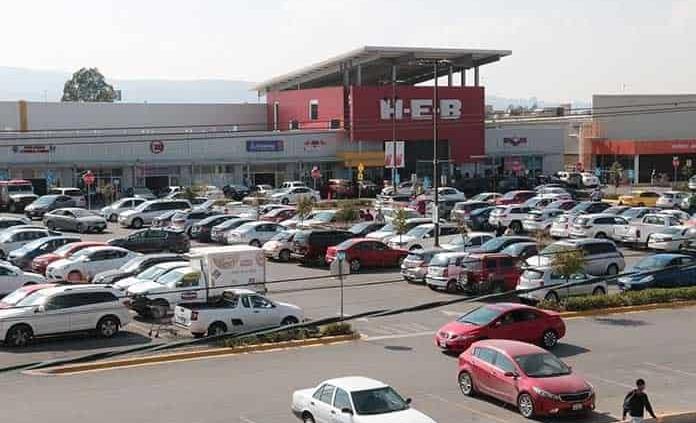 “Plazas comerciales respetan el aforo”