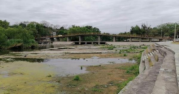 Río Valles en su mínimo histórico