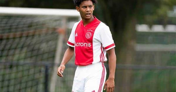 Muere a los 16 años el futbolista Noah Gesser, una de las promesas del Ajax