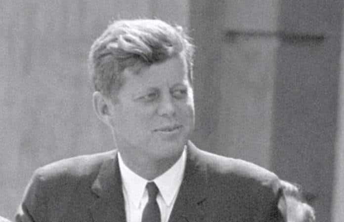 Biden Desclasifica Miles De Documentos Sobre El Asesinato De Kennedy