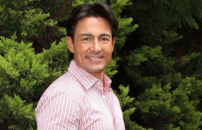 Colunga explica para sus fans por qué nunca tendrá redes