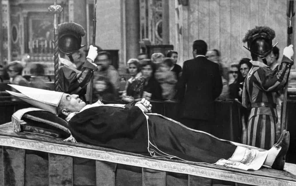 El misterio en torno a la muerte de Juan Pablo I (FOTOS)