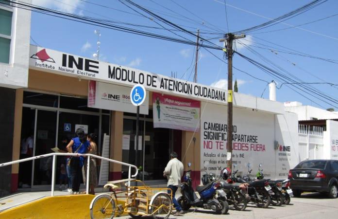 INE acerca servicios a la población