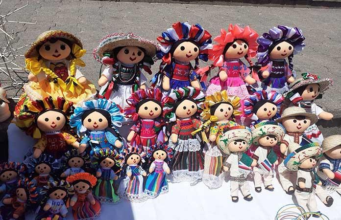 Ofertan las muñecas LELE