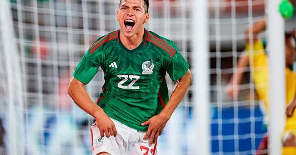 Lozano saca del marasmo al Tri
