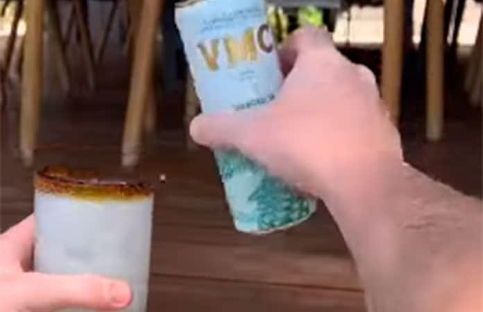 Canelo Álvarez estrena marca de bebidas llamada VMC