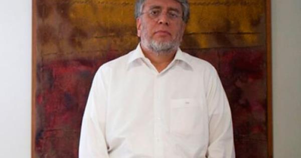 Muere el poeta y narrador Alejandro Sandoval Ávila