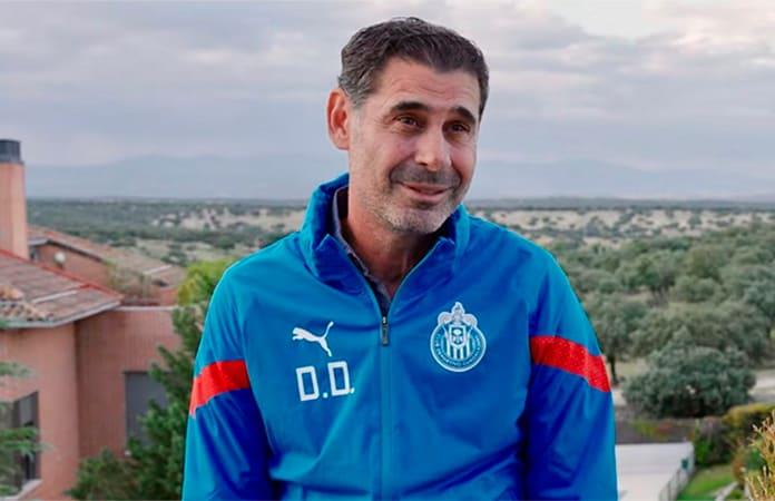 Fernando Hierro llega a Chivas