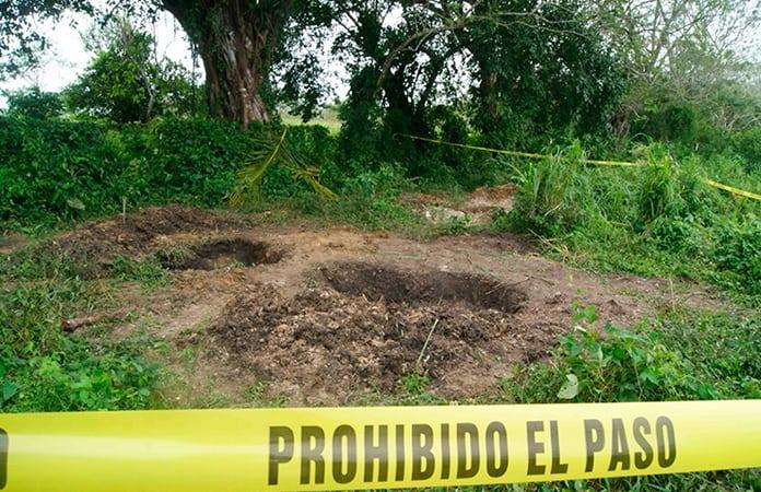 Sin identificar, 18 cuerpos hallados en fosa de Rioverde