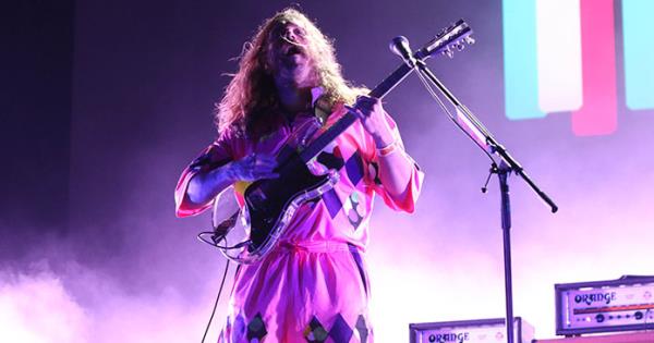 Idles, la banda británica de rock que homenajeó a Jorge Campos