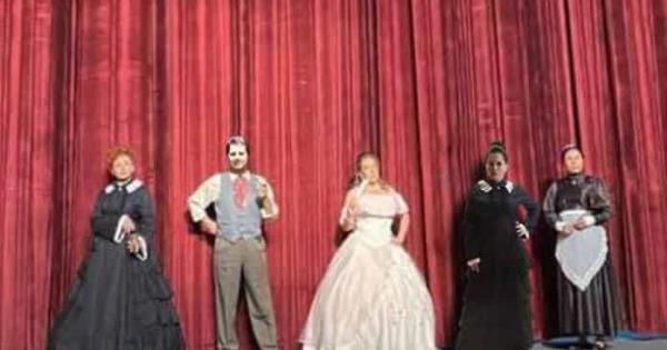 “LA CASA DE LOS SECRETOS”