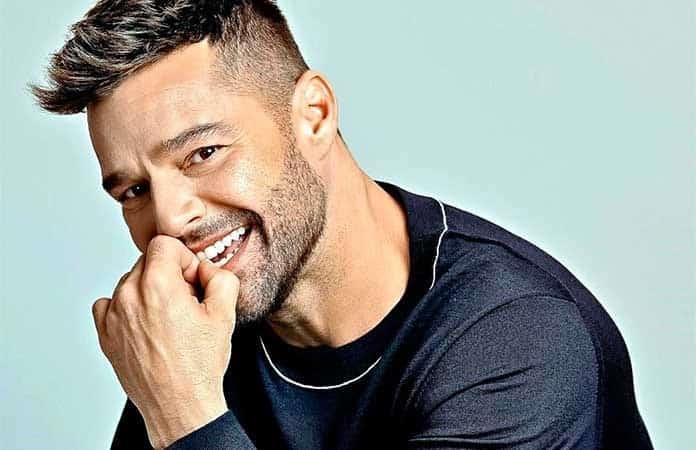 Ricky Martin presume a sus gemelos, casi quinceañeros