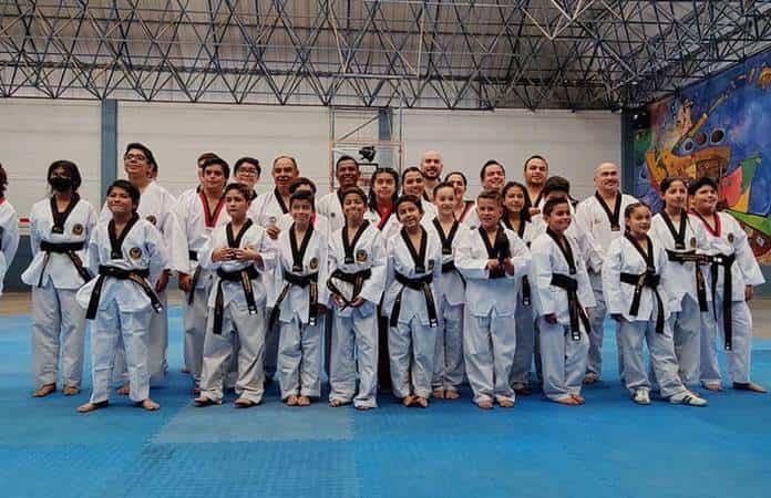 Se realizó examen nacional de TKD