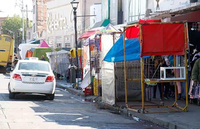 Comercio informal aún domina zonas del Centro Histórico
