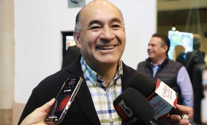 Detallan quién acompaña a Galindo en España