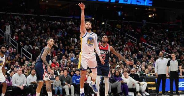 Lidera Curry victoria de Warriors sobre Wizards