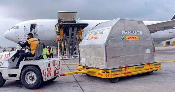 Avanza traslado de carga aérea al AIFA