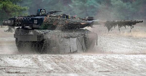 Doce soldados alemanes heridos por un choque accidental de tanques