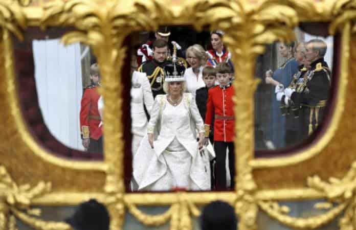 ¿REINA O REINA CONSORTE?