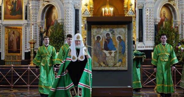 Ceden famoso ícono de Rusia a Iglesia