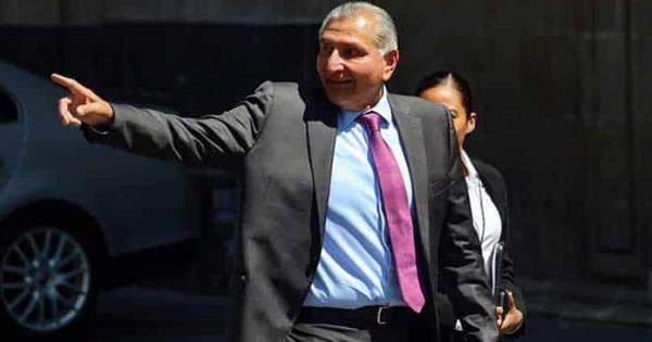 Adán Augusto sube video con su carta de renuncia