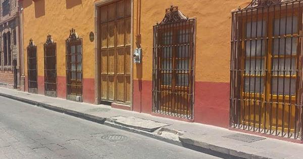 Calles deterioradas en el C. H. causan daños a peatones