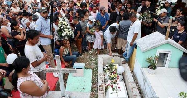 Sepultan en Yucatán a la niña Aitana Sepultan en Yucatán a la niña Aitana