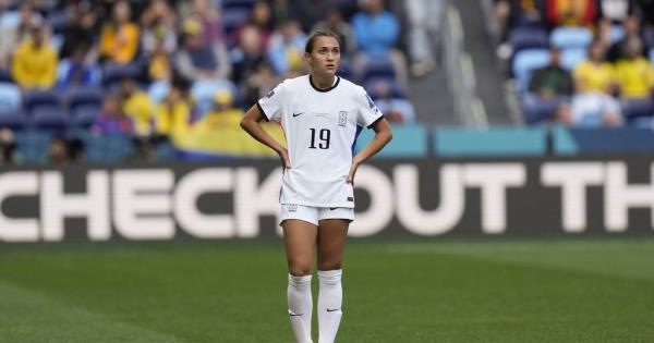 Casey Phair, de 16 años y 26 días, la jugadora más joven en disputar el ...