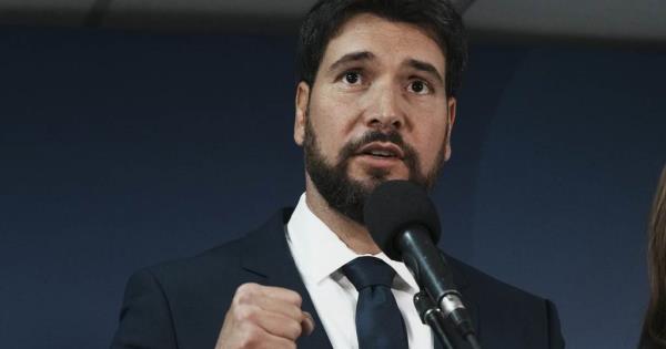 Jan Topic, el candidato inesperado que promete mano dura en Ecuador