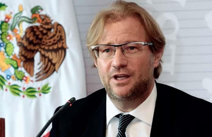 Apresan a Andrés Roemer