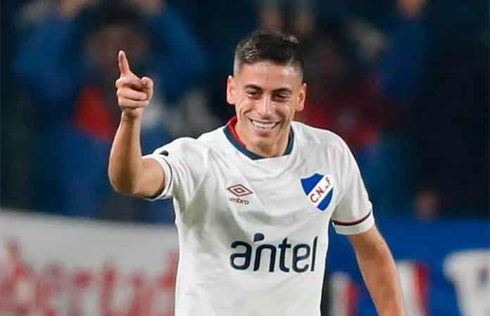 Camilo Cándido llega a Cruz Azul, Piovi firma contrato